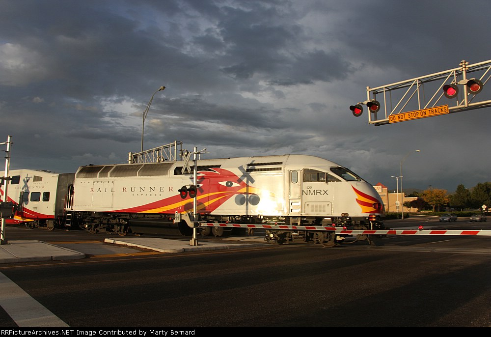 NMRX 109 With Tr 511 at St. Michaels Dr.